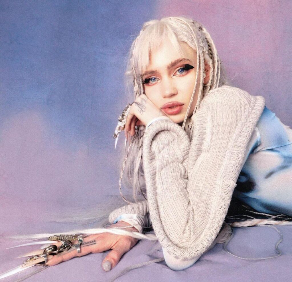 Grimes presenta software para imitar su voz, ofreciendo 50-50 de ...