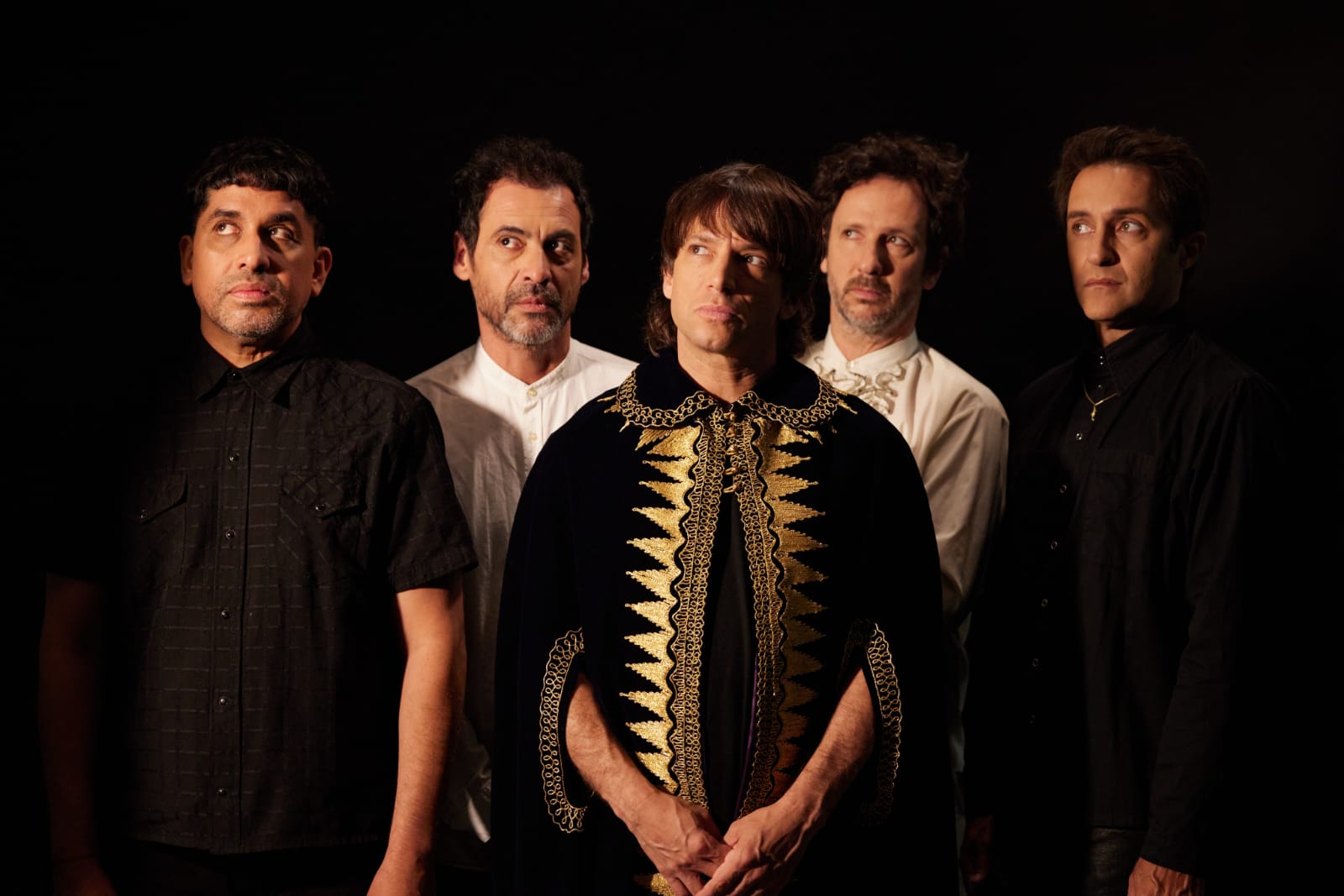 La banda argentina “Turf” demuestra su grandeza cultural en la música ...