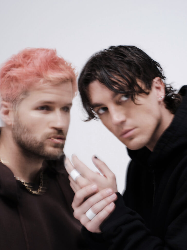 Conociendo el nuevo álbum de LANY, “a beautiful blur” - Playlist Magazine