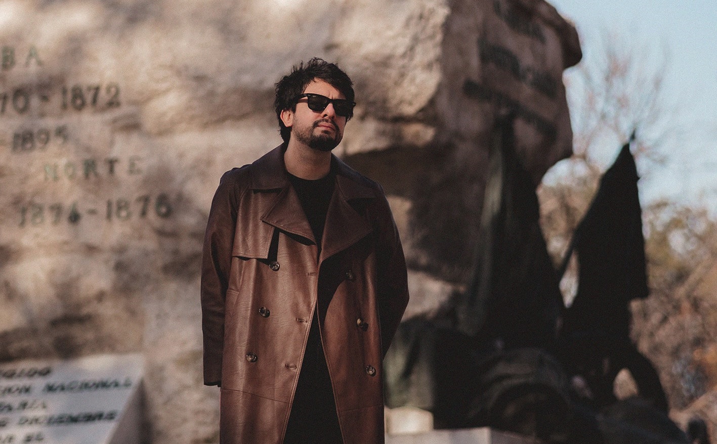 Esteban Salazar revoluciona su arte con “Grandes Ideas” - Playlist Magazine