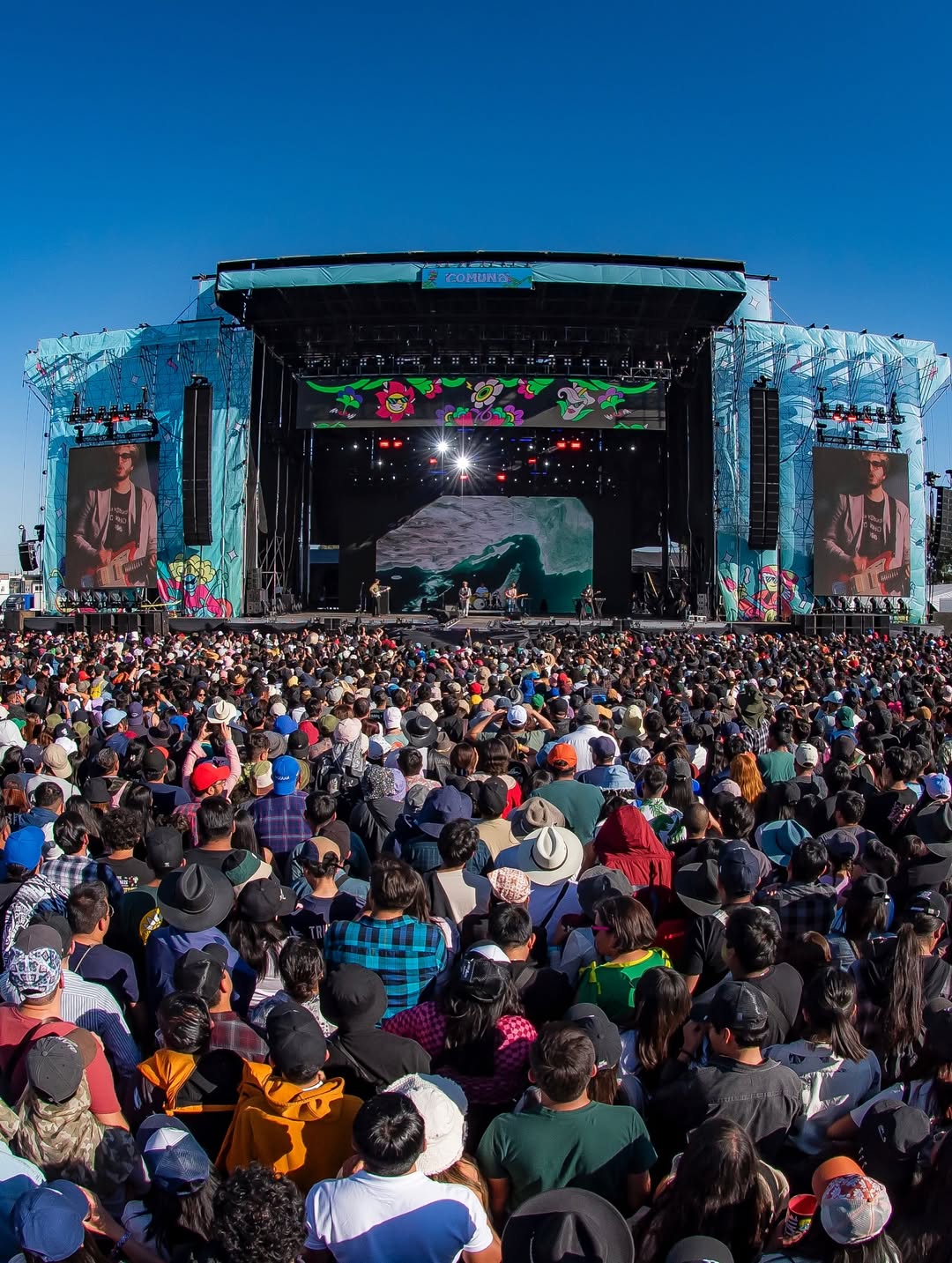 El Tecate Comuna 2025 no es un festival, es el viaje colectivo del año ...